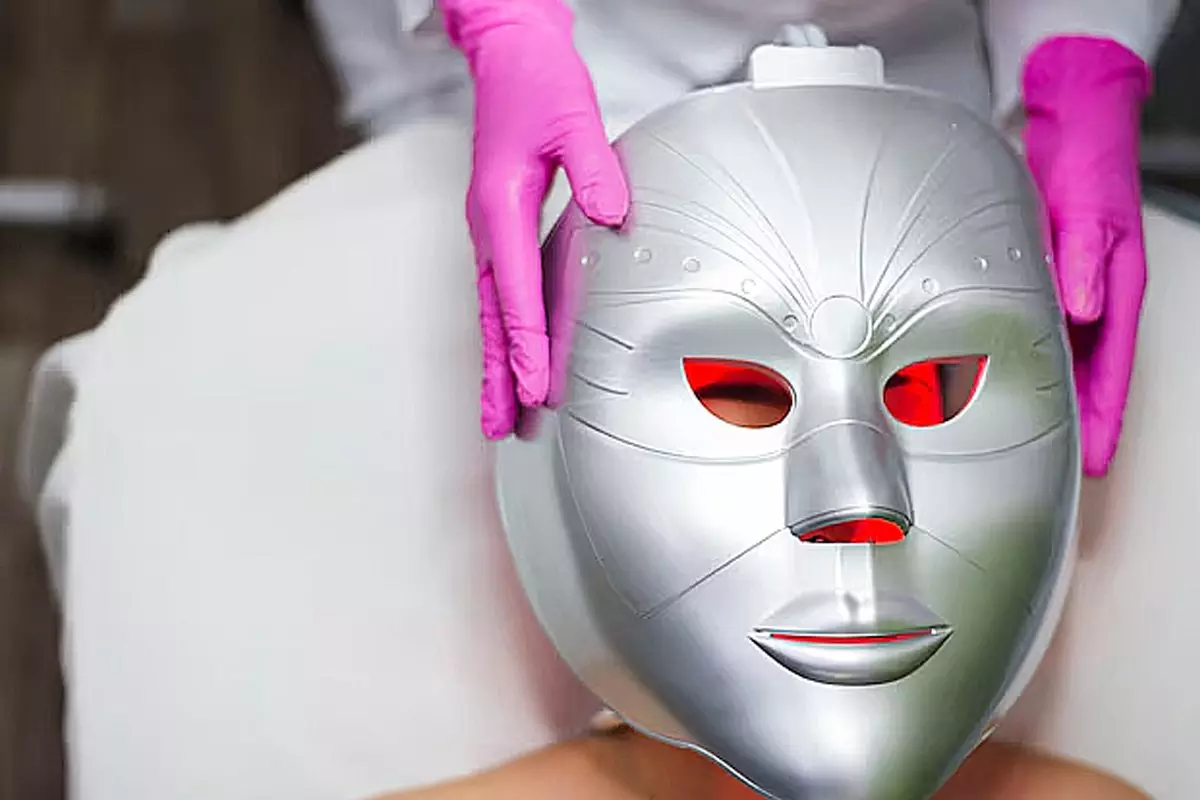 15 Best LED Face Masks 2025: Expert Picks for Effective LED Light ...